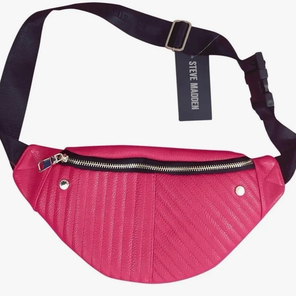 Steve Madden | Accessories | Steve Madden Red Quilted Fanny Pack Belt ...